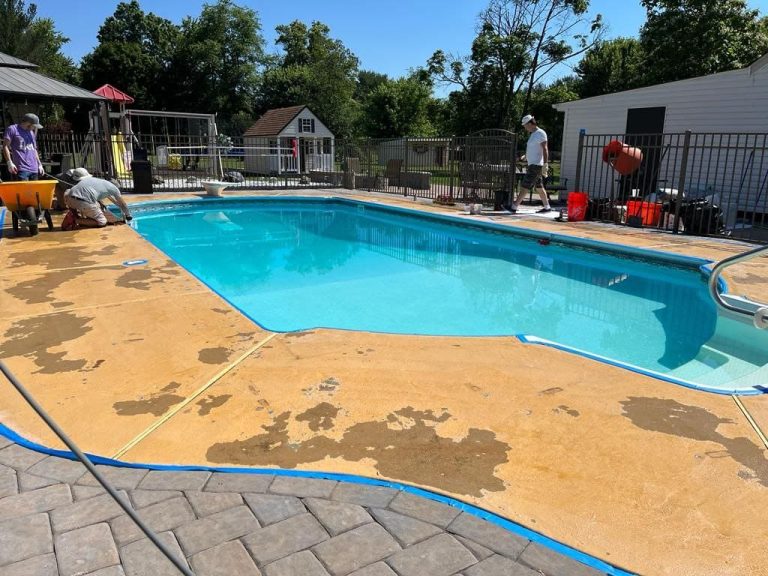 Top-notch Rubber Pool Decking | Pool Deck Resurfacing by SafeStep